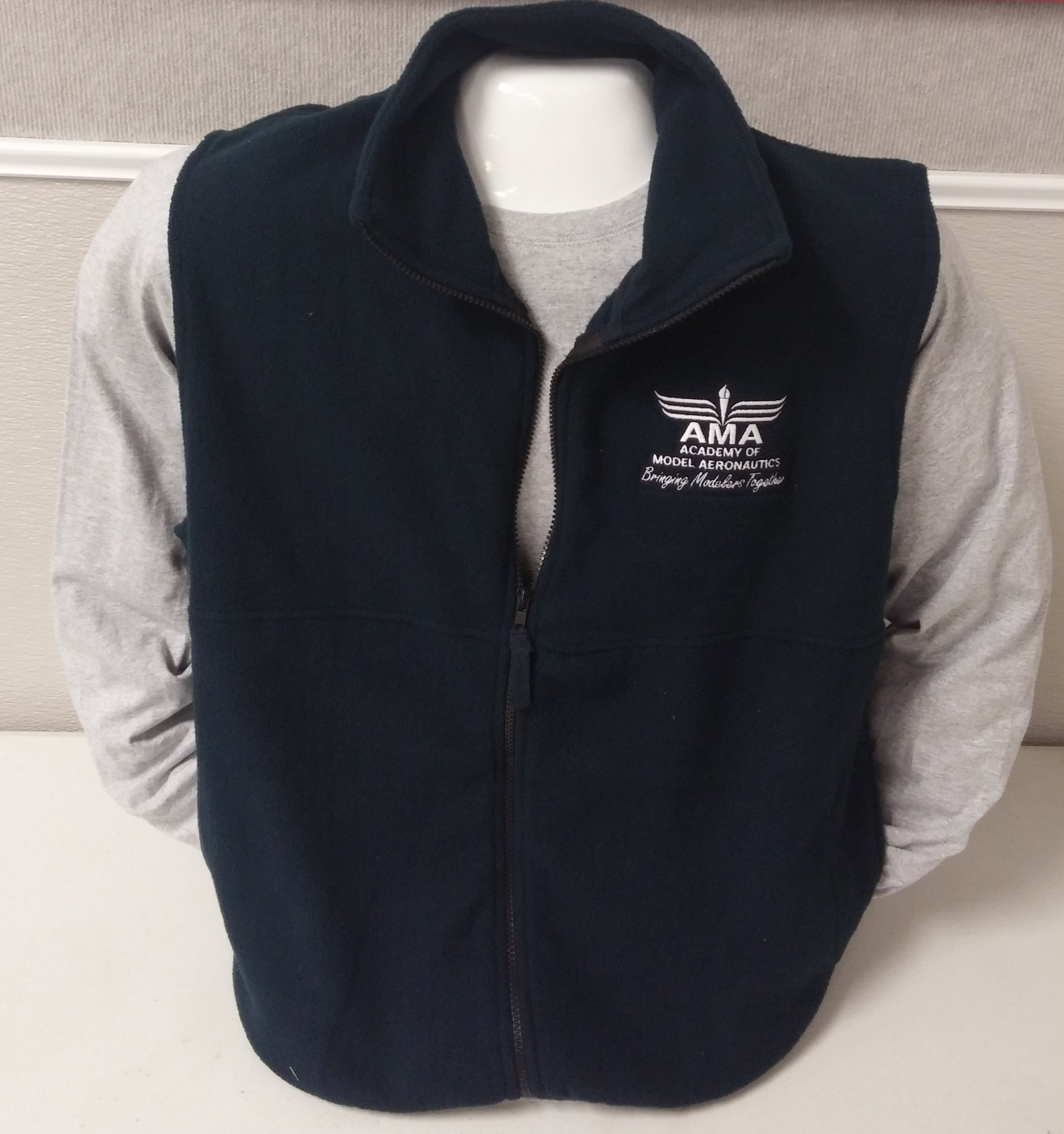 8039 Vest Fleece Navy | Academy of Model Aeronautics